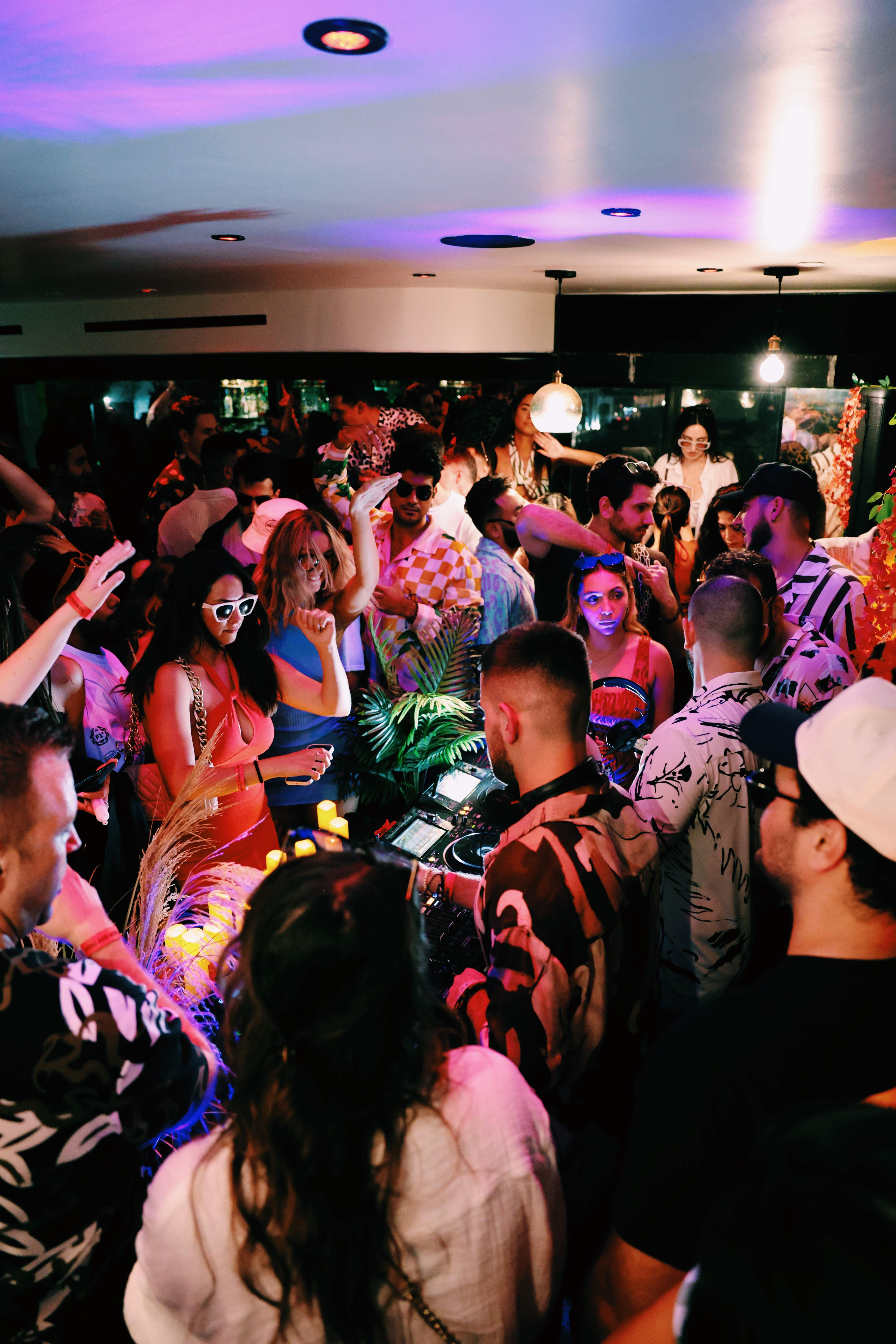 [Santa Monica] Among Friends Rooftop-Style Sunset Party at 395 Santa ...