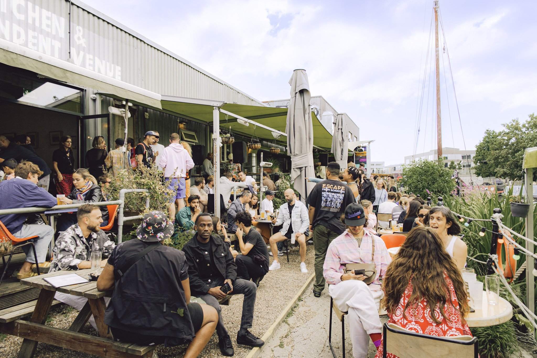 GOOD FRIDAY // Grow FRIENDS AND HACKNEY WICK DJ'S - PETRA DREAM ...