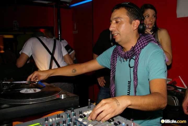 Umho Extended Set at La Feria, Santiago