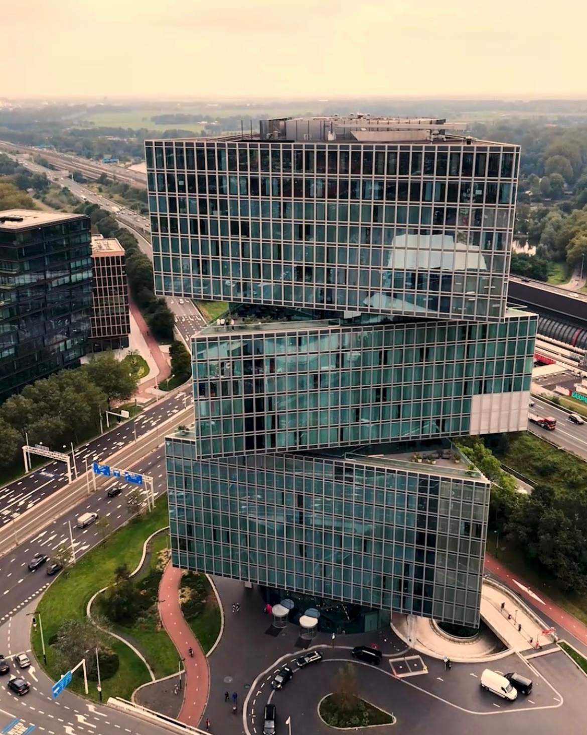 Boogie House 'AFTER HOURS' on 24th FLOOR bij nhow Amsterdam RAI, Amsterdam