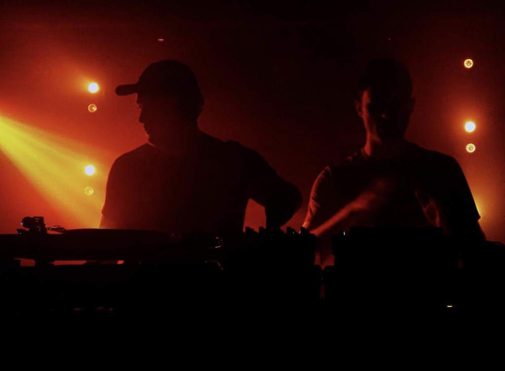 Tenbit presents: Pala, Lucid & Duplicity bei Sneaky Pete's, Edinburgh