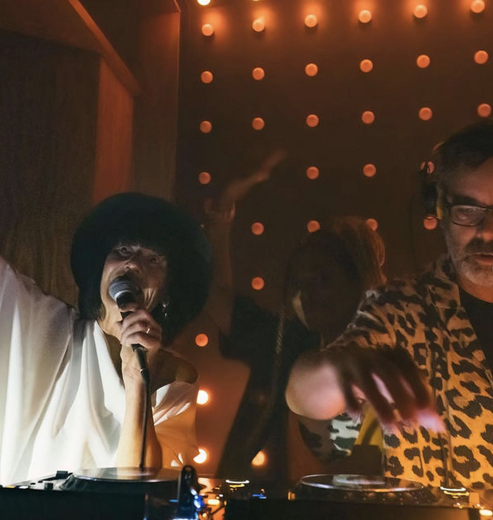Crazy P Soundsystem (Hot Toddy & Danielle Moore): 2º concierto de dos ...
