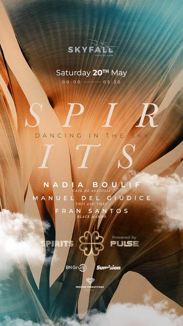 SPIRITS dancing in the sky [Skyfall Rooftop] bei Skyfall Cocktail Club ...
