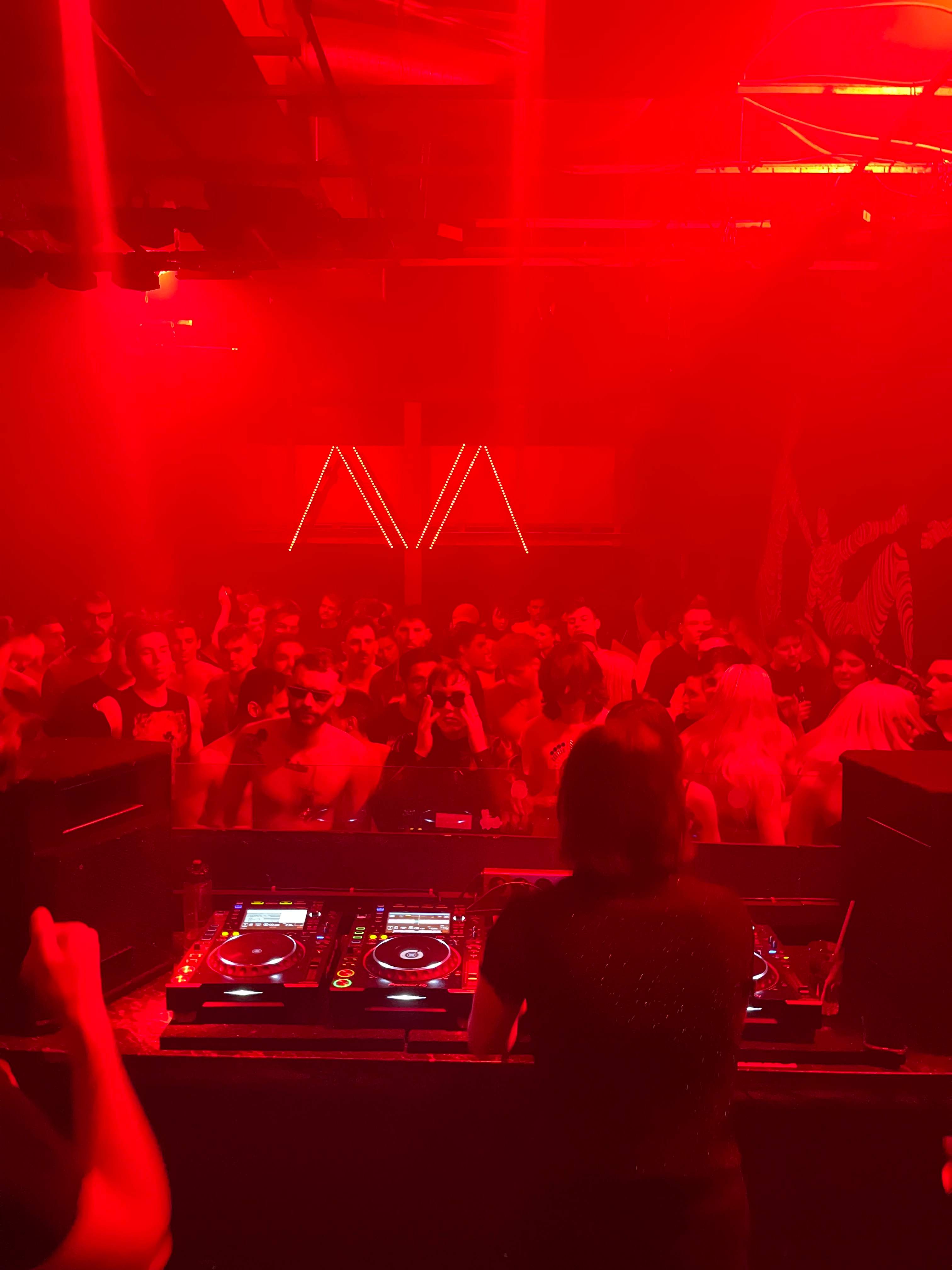 Techno Mittwoch: TURBINE/TUNNEL at AVA Club, Berlin