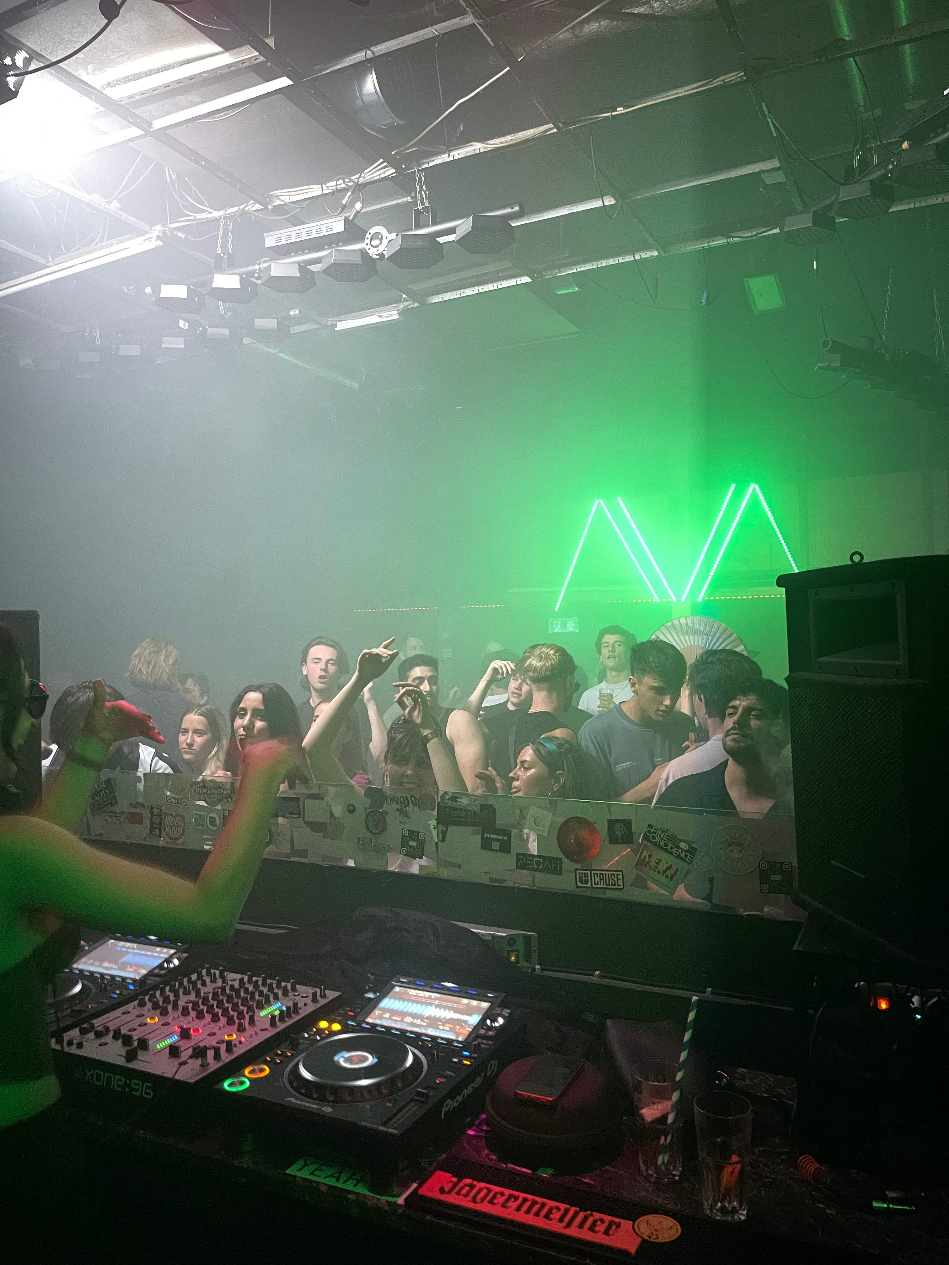 Hypnosis at AVA Club, Berlin