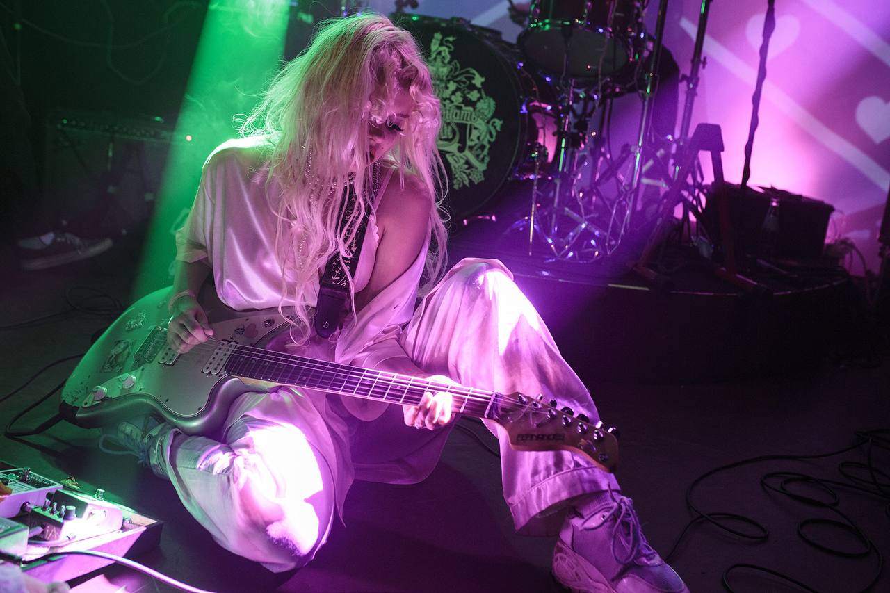angelic milk LIVE — 'Diana Ross' single release party at Barkett, Berlin