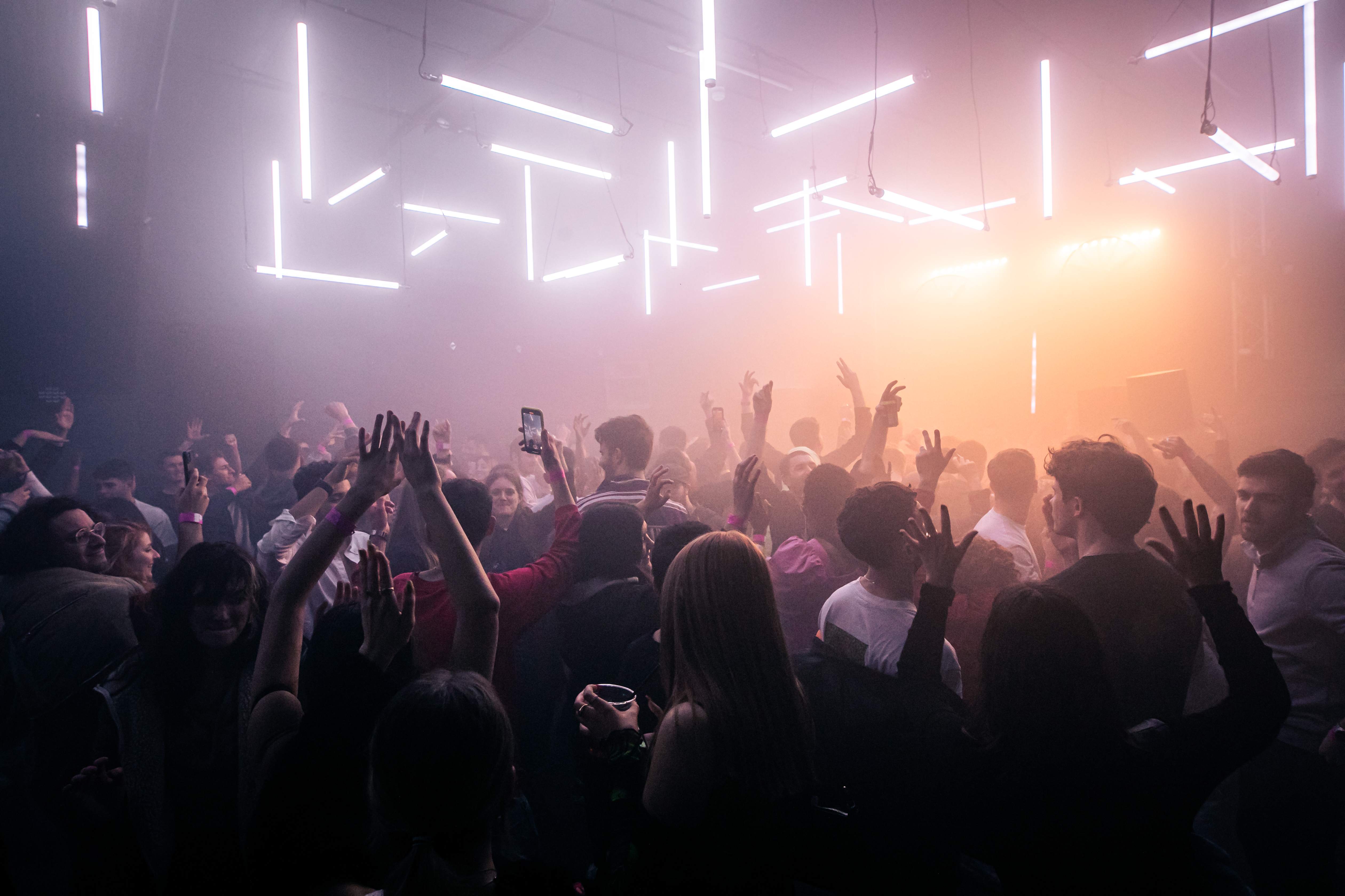 HEAVEN: 90s House & Trance Anthems w/ Carlos Willengton at Night Tales ...