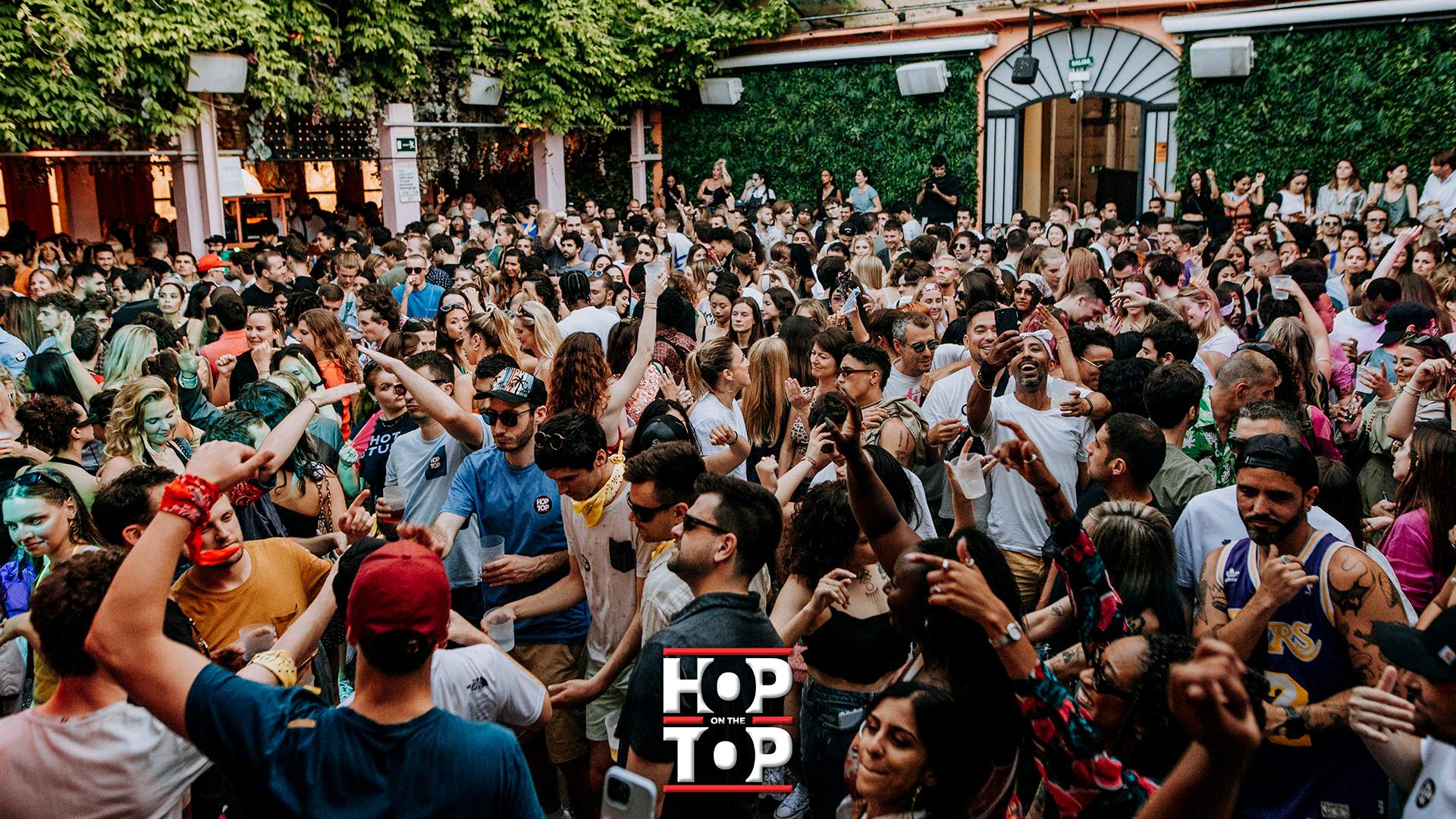 Hop on The Top & Throwback pres: Hip Hop 90-00 Edition (closing party ...