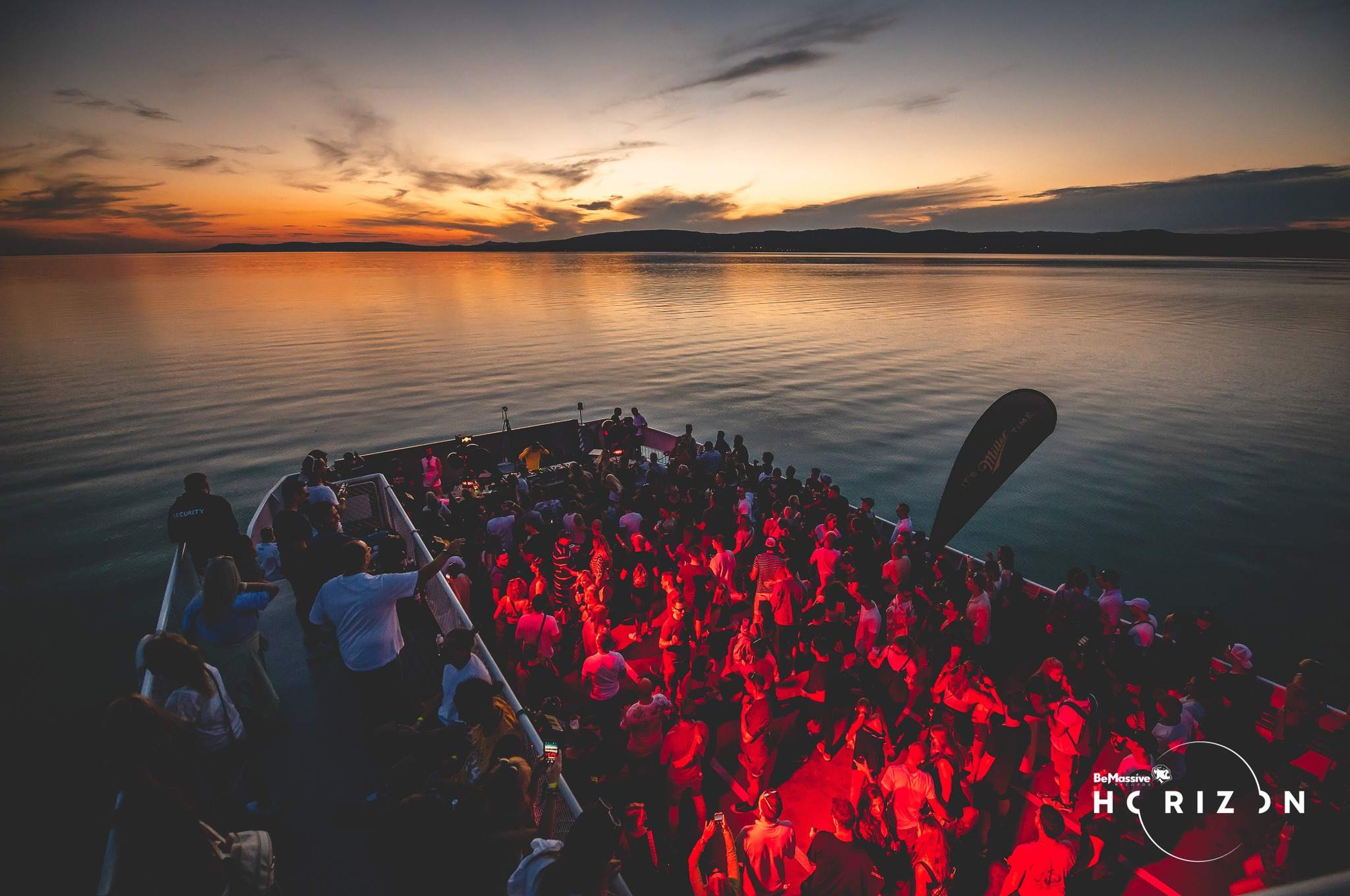Be Massive Horizon & BAHART: KOMP Daytime Boat Party Szántód - Tihany ...