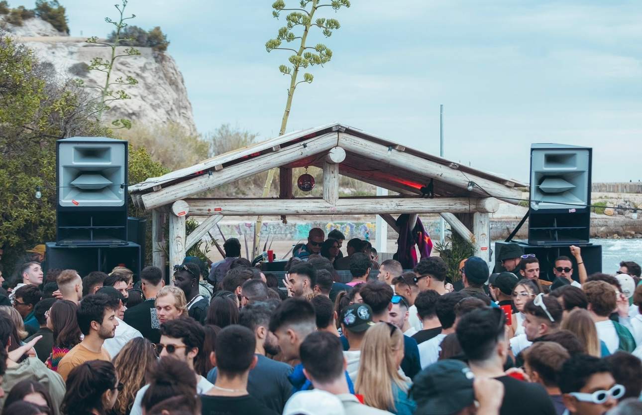 *Last 50 tickets* THE ROOM x HOLA CLUB +21 en Hola Club Sitges (Cala ...