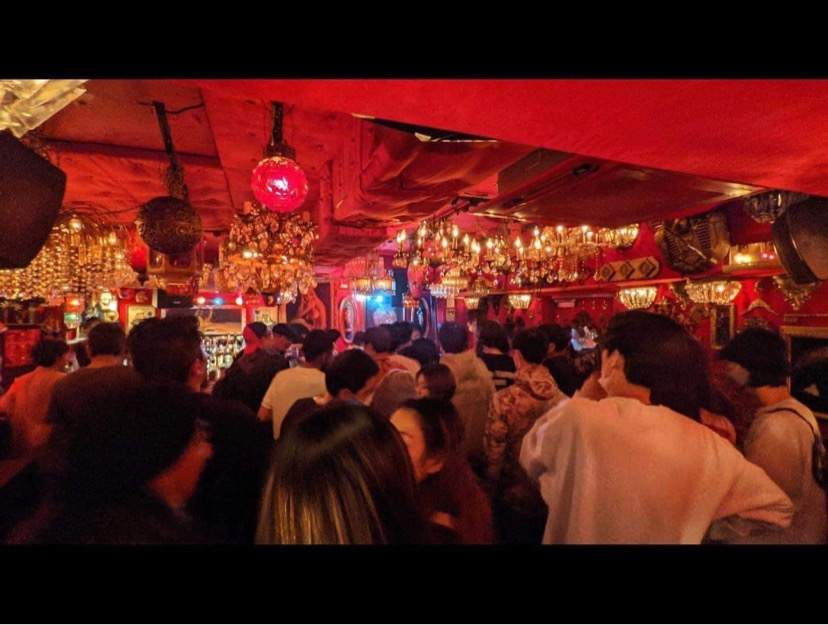 NO HOUSE？ at Red Bar, Tokyo