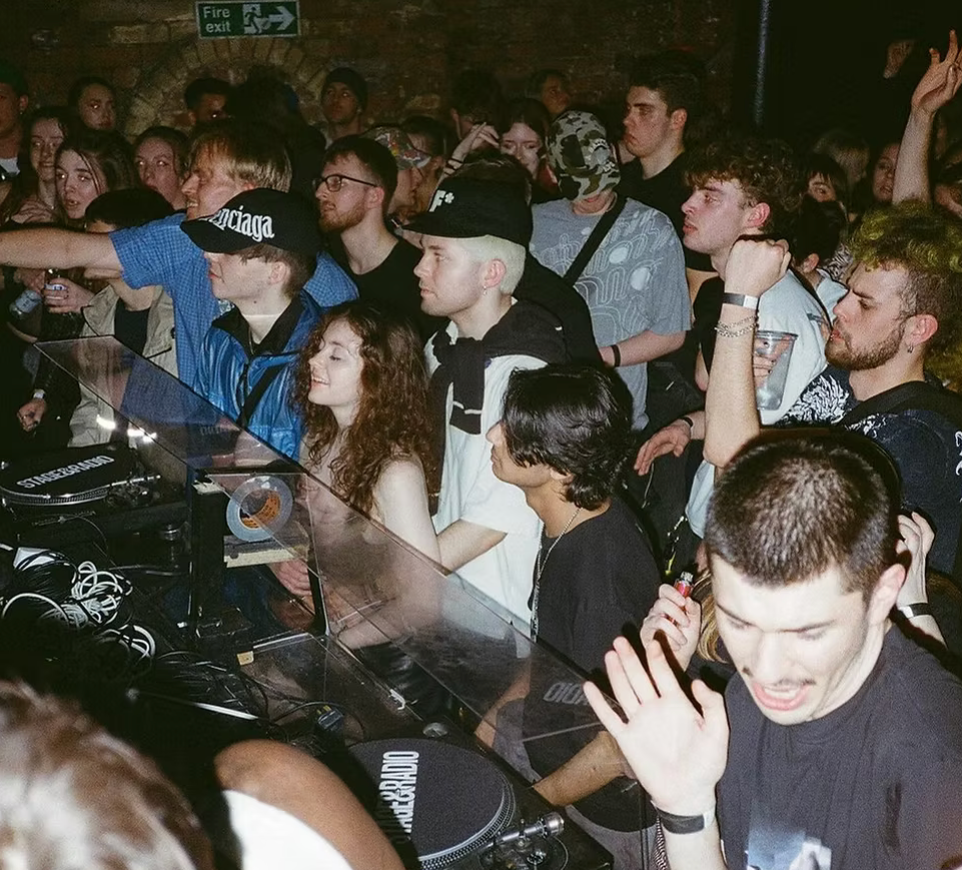 3PM x Howards House: Mason Cooper, Ellis Garner + more at Stage and ...