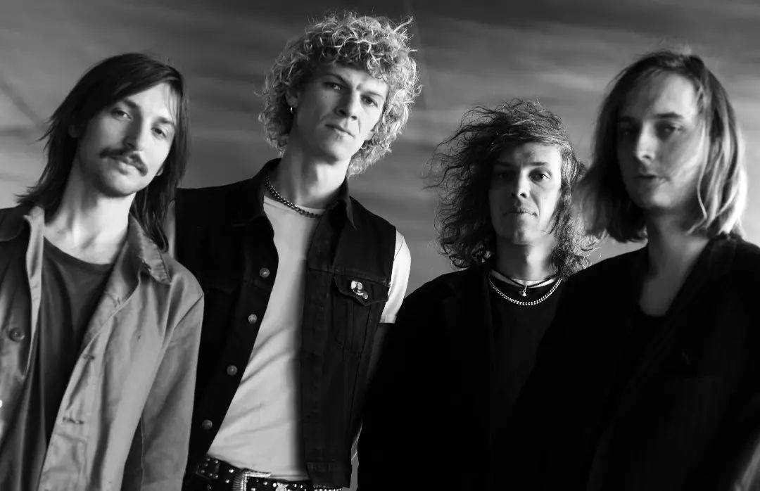 Hello Pity + Berliner Lvft + Lucie & The Sluts en Urban Spree, Berlin