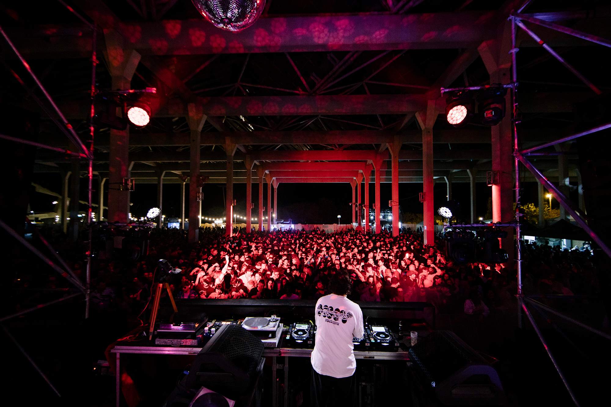 SOUNDIT Opening Party: 2ManyDJs + artists TBA at Parc Del Forum ...