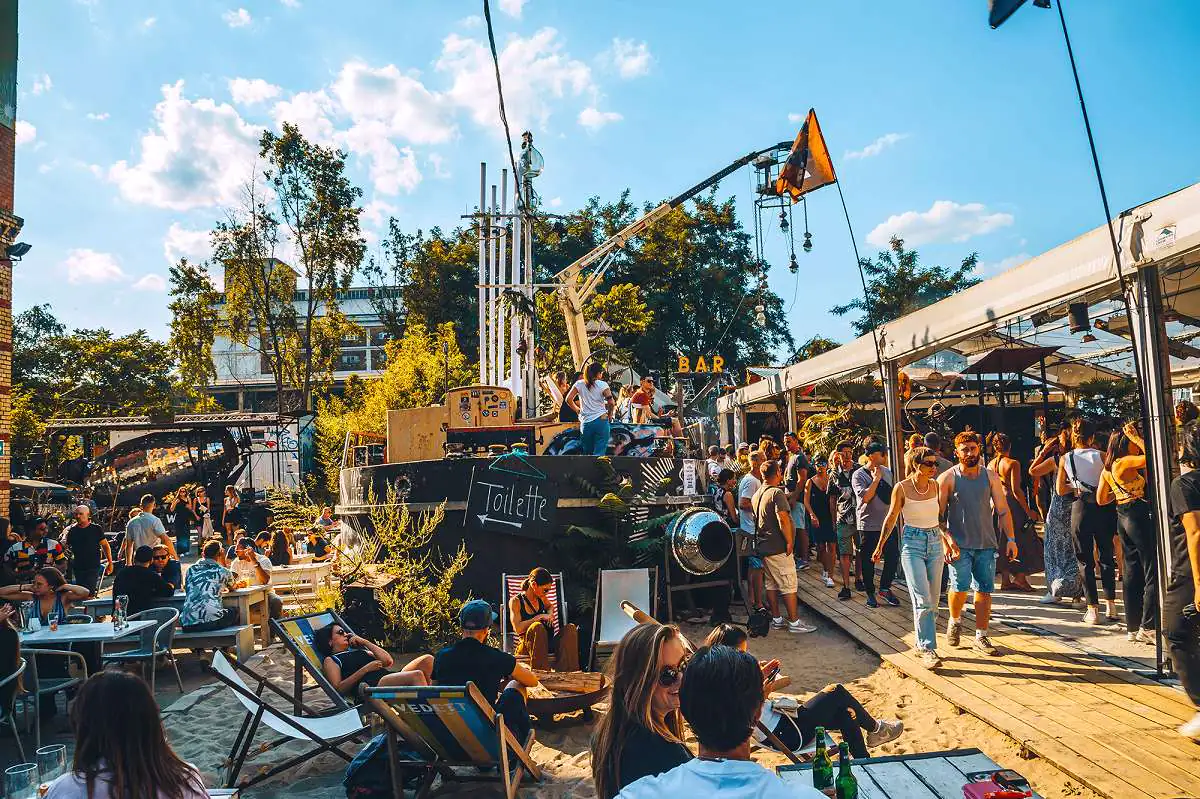 Sage FREE open air - jesus's birthday rave bei Sage Beach Berlin, Berlin