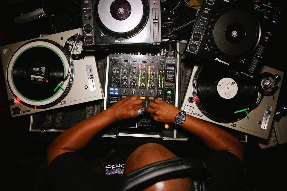 Nacho House Sundays presents Mindy J, Royce Ramirez, DJ 360 & Chris the ...