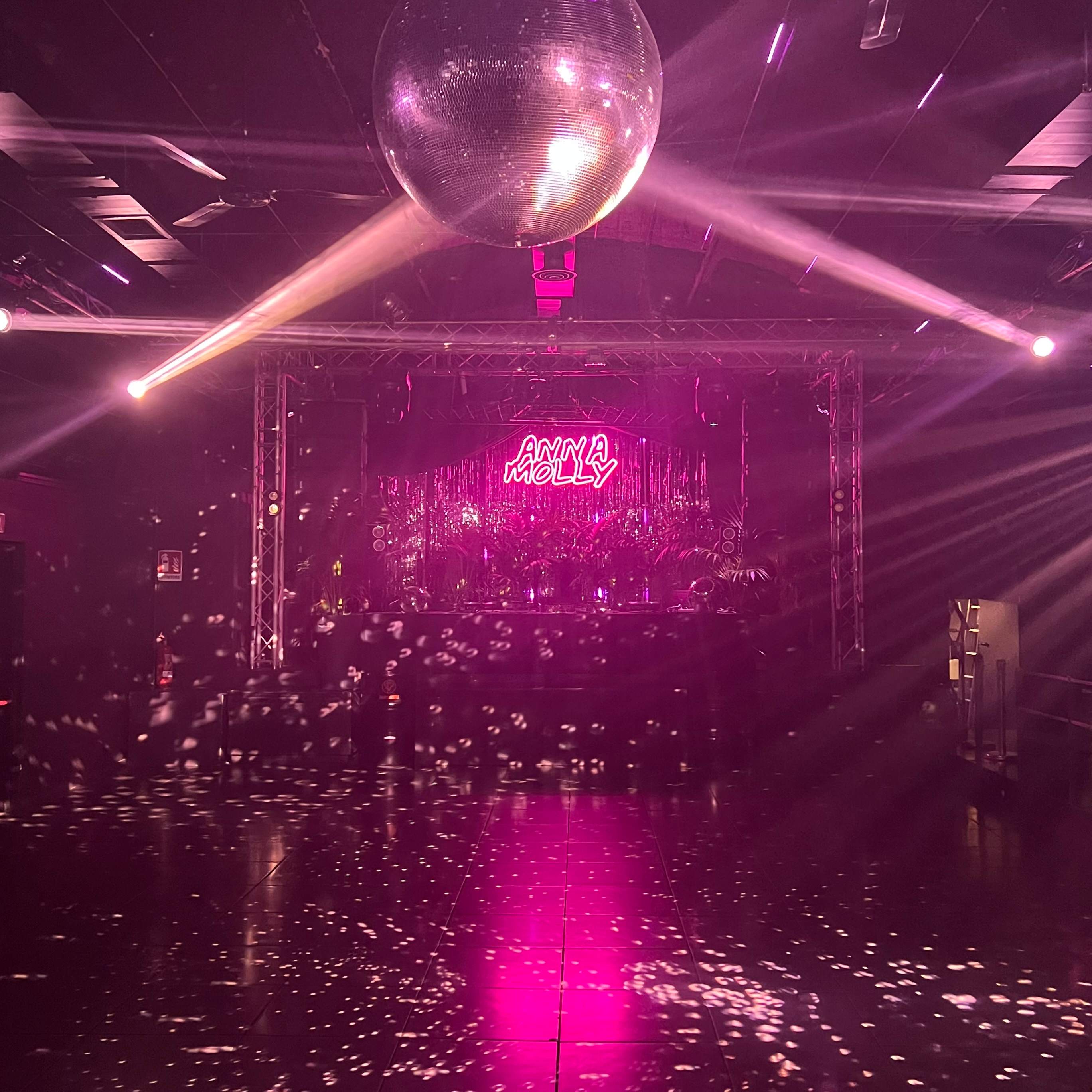 6 Years of Anna Molly - Shanti Celeste b2b Call Super en Tunnel, Milán