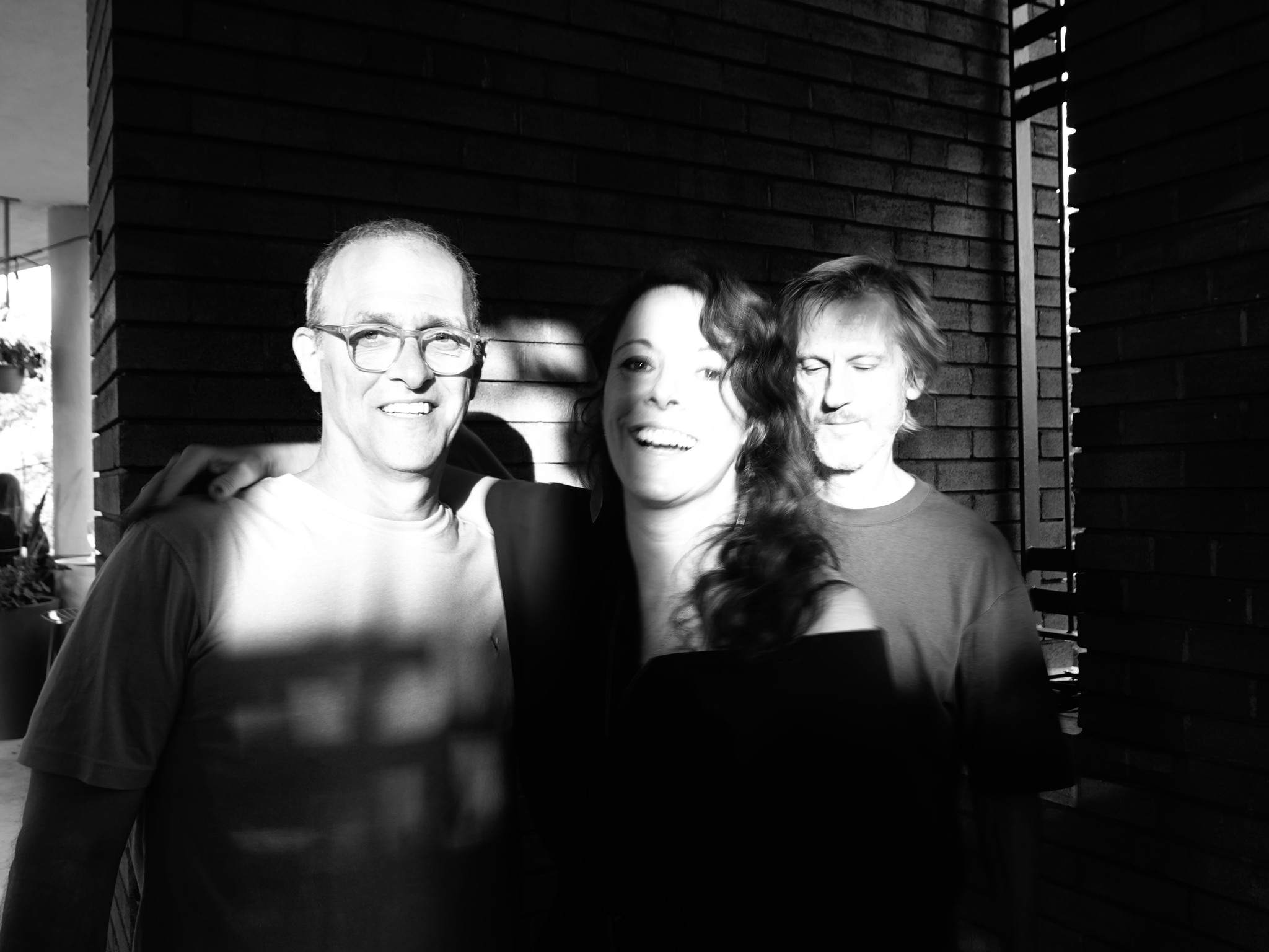 Dansons l'autmone...3djs MightyKat, Luc Raymond et Soundshaper + invité ...
