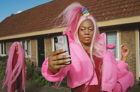 LYZZA shifts towards pop on new EP, DEFIANCE · News RA