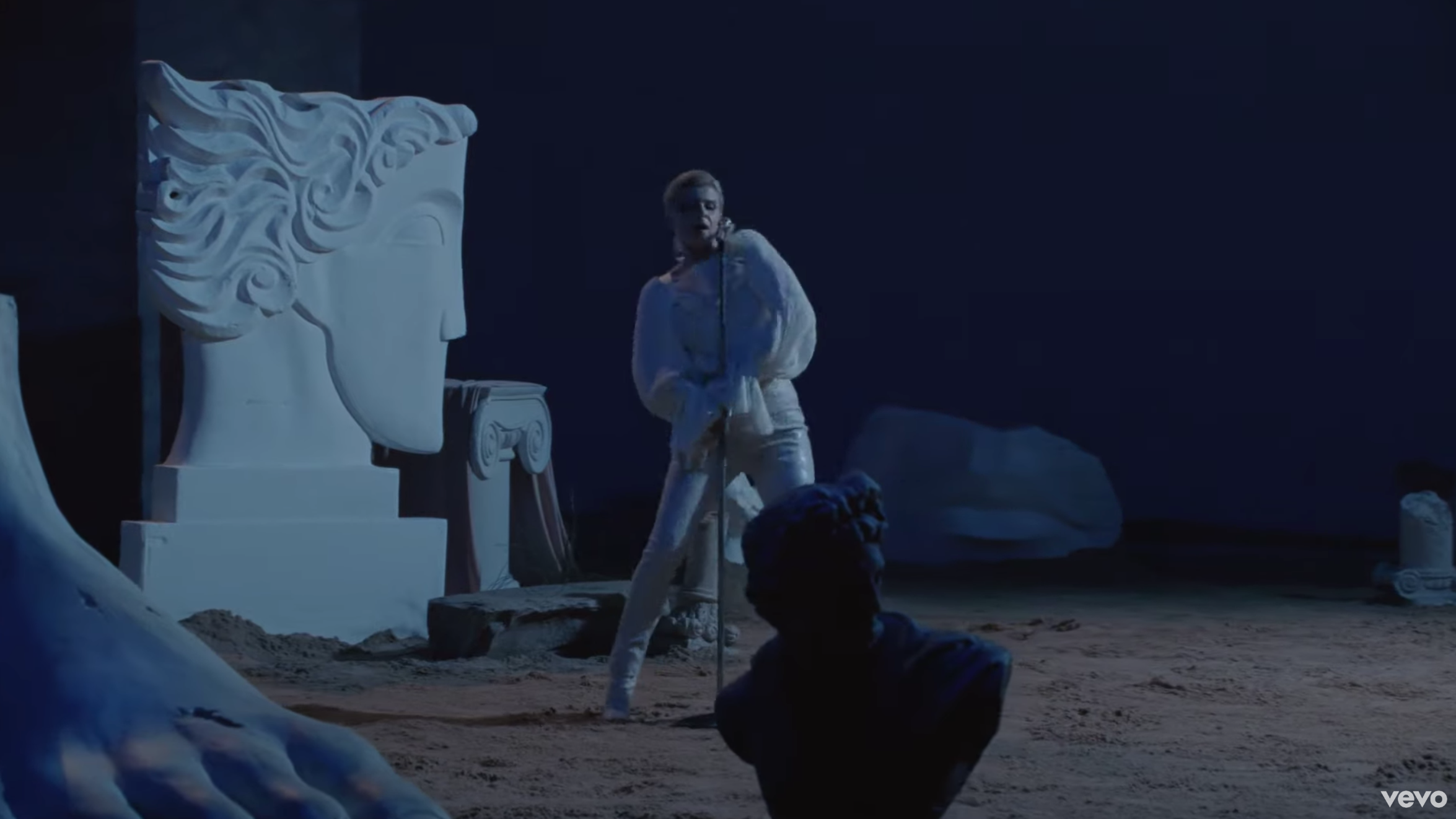 Watch Robyn's new music video for Ever Again · News RA