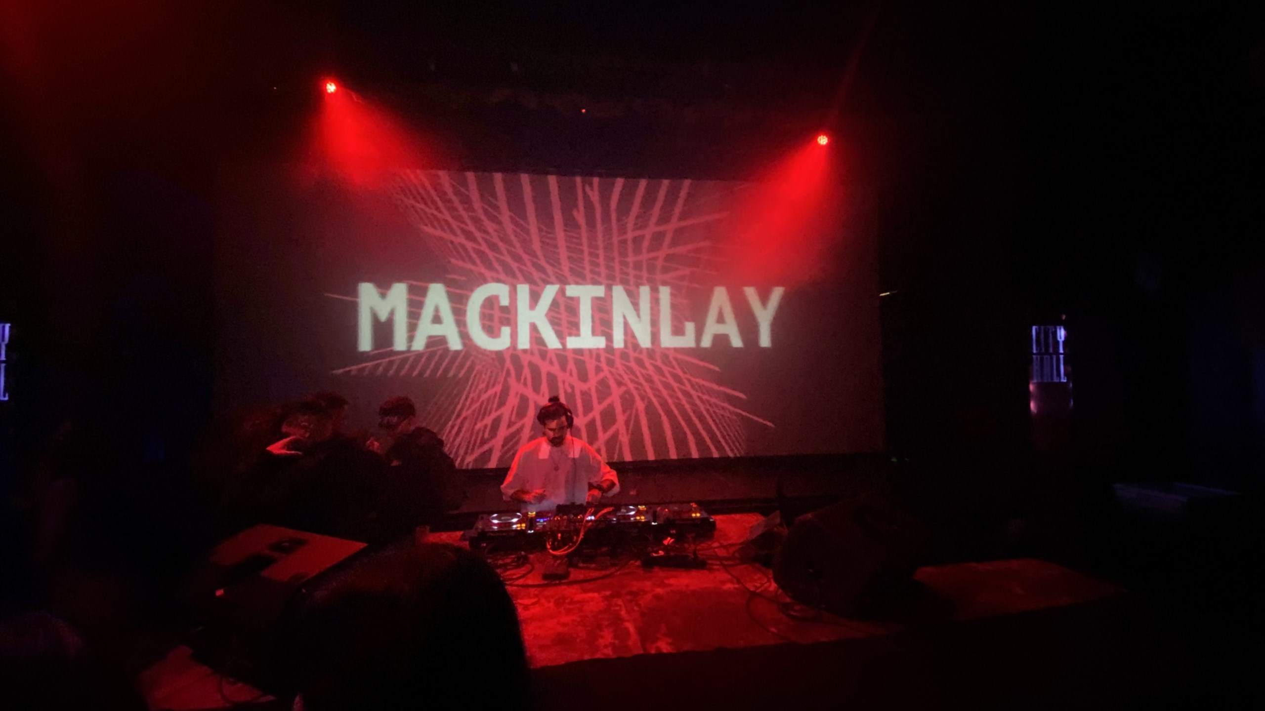 MACKINLAY · Artist Profile