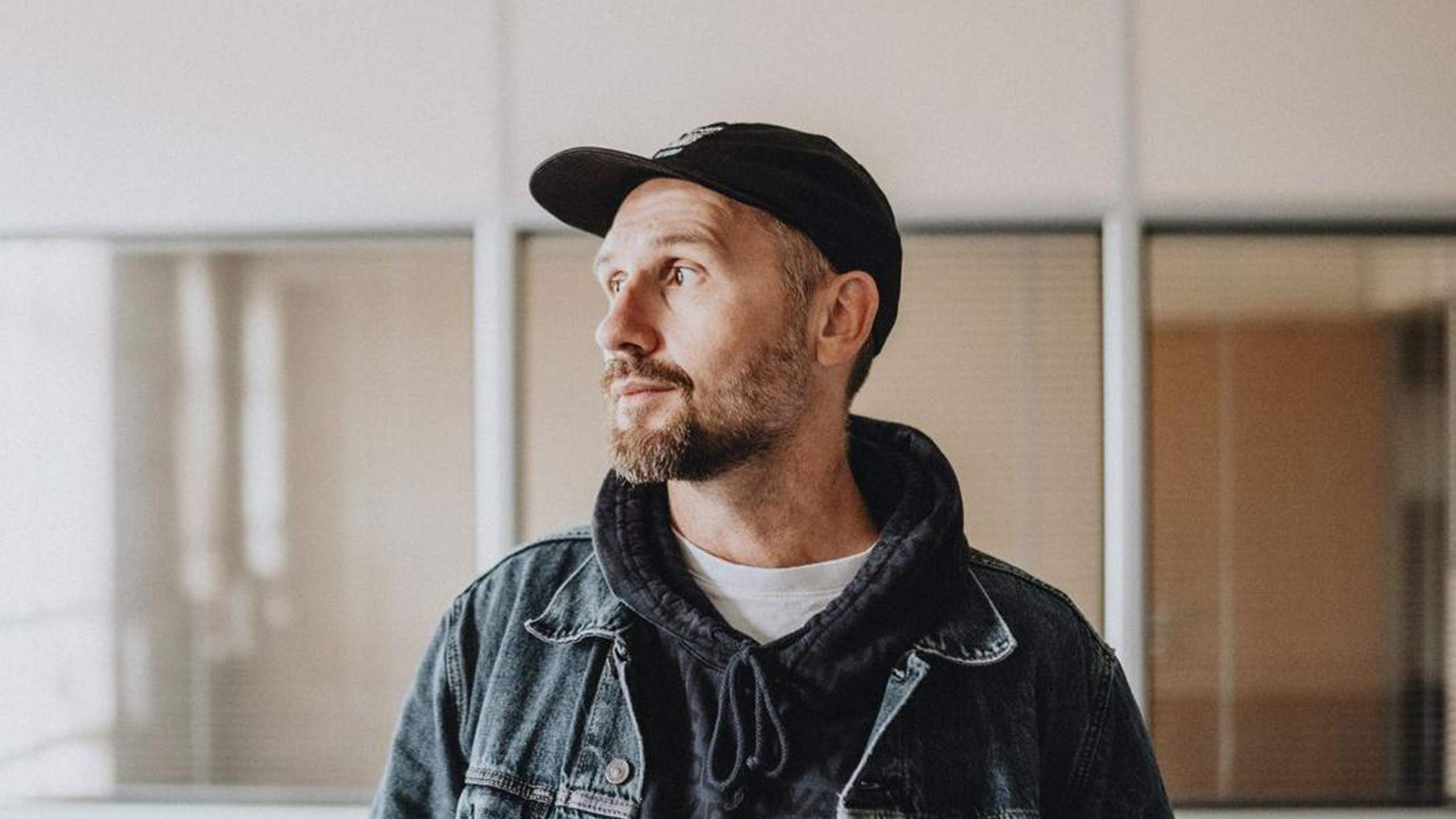 Man Power · Artist Profile