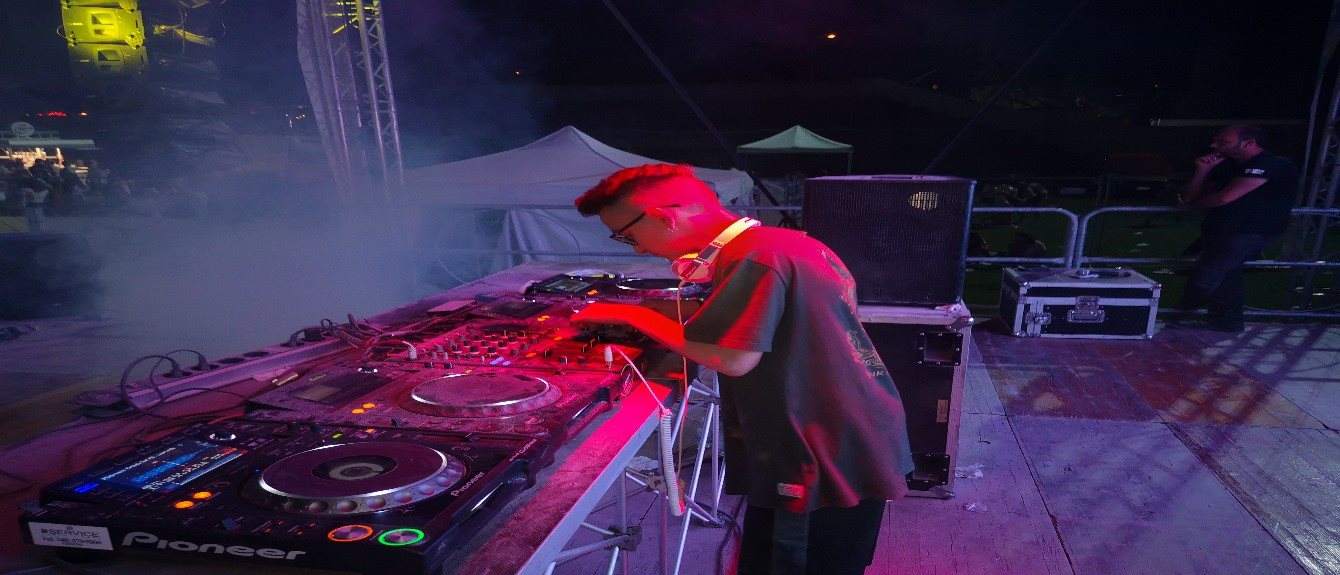 Mark Storm · Artist Profile