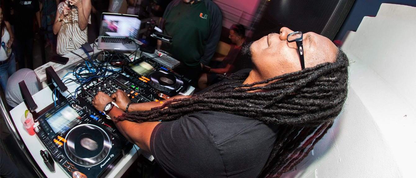 Marshall Jones · Perfil do Artista