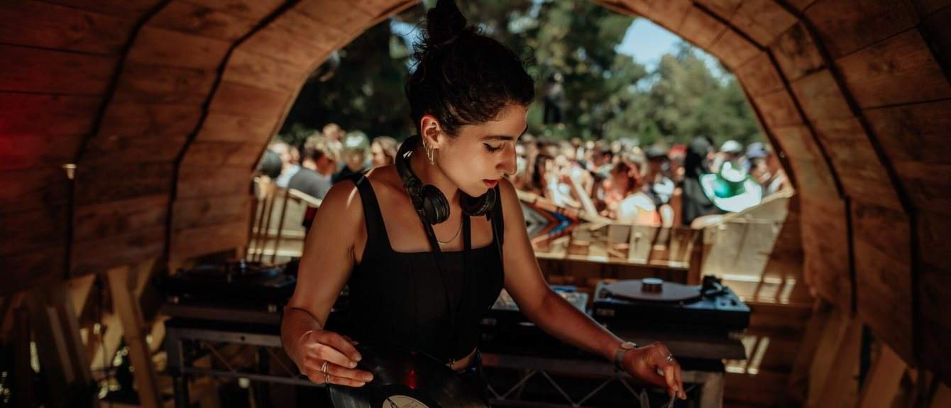 Merve · Artist Profile