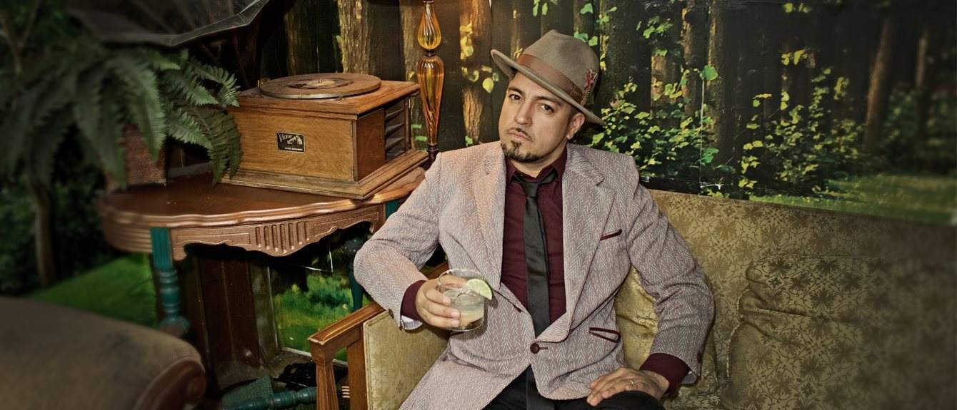 Michael Tello · Perfil do Artista