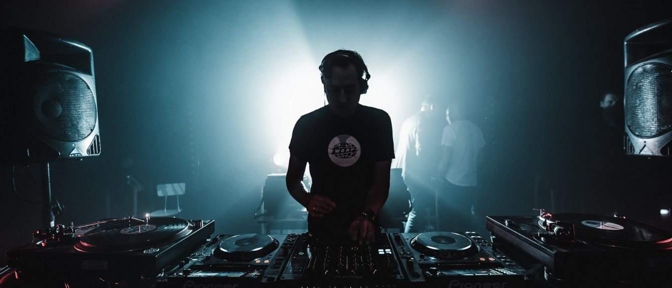 Michael Forzza · Artist Profile