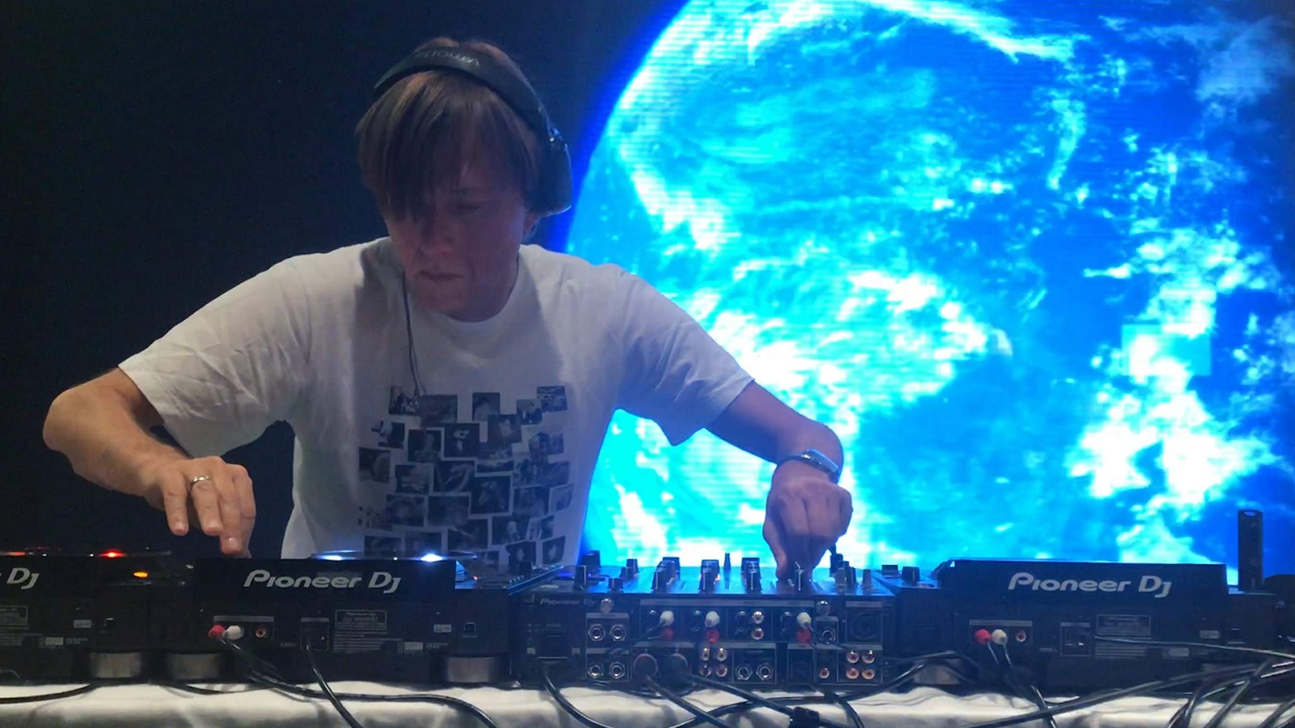 Mijk van Dijk · Artist Profile