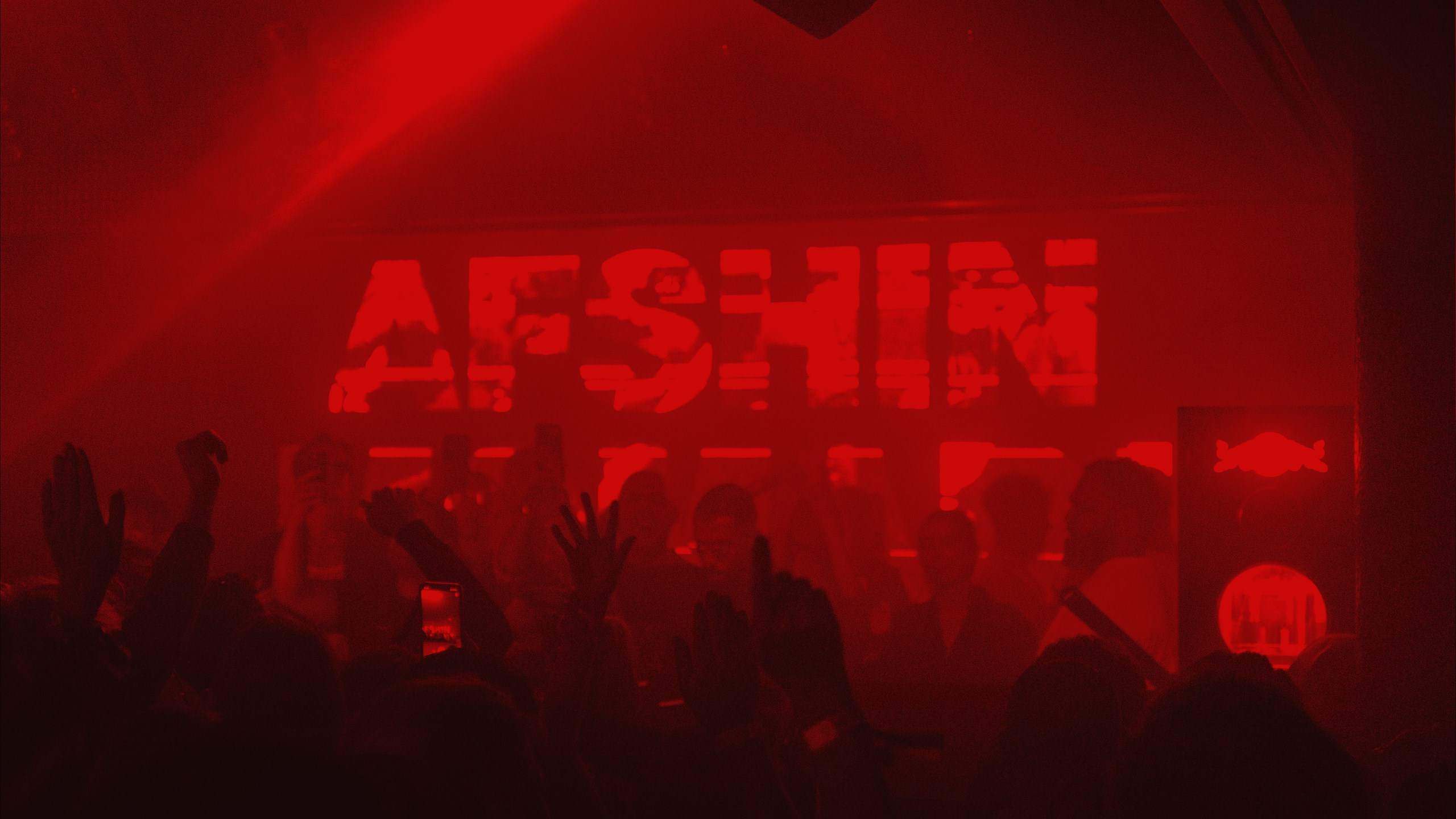 Afshin Momadi · Artist Profile