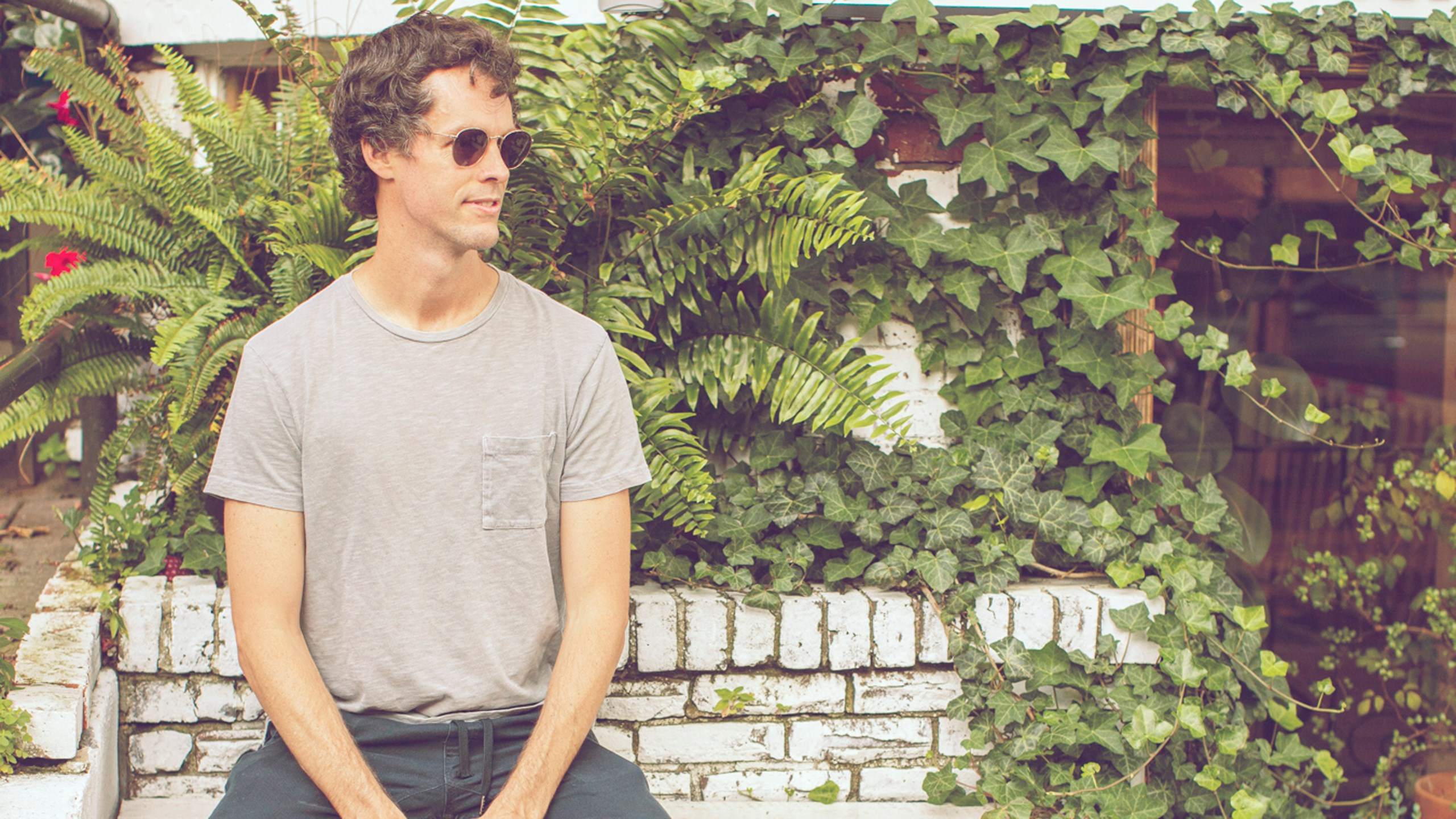 Alex Slater · Artist Profile