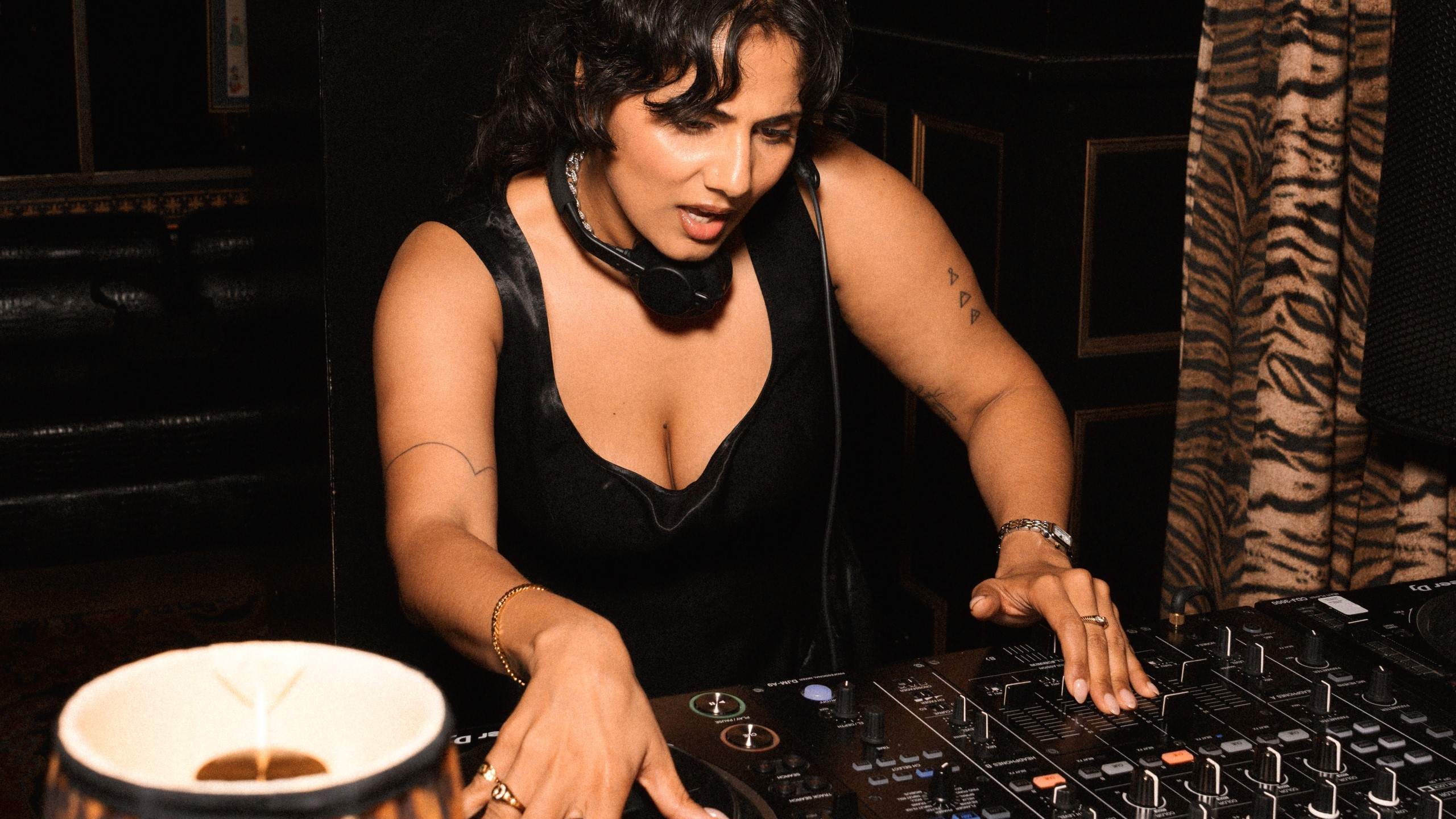 Almass Badat · Artist Profile