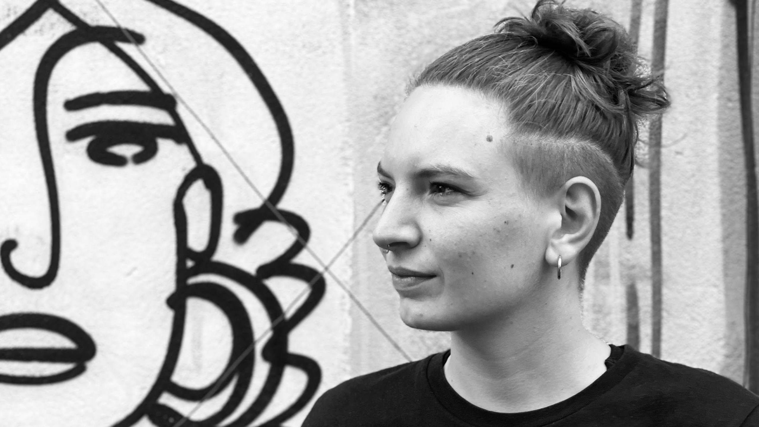 Anja Tomschitz · Artist Profile