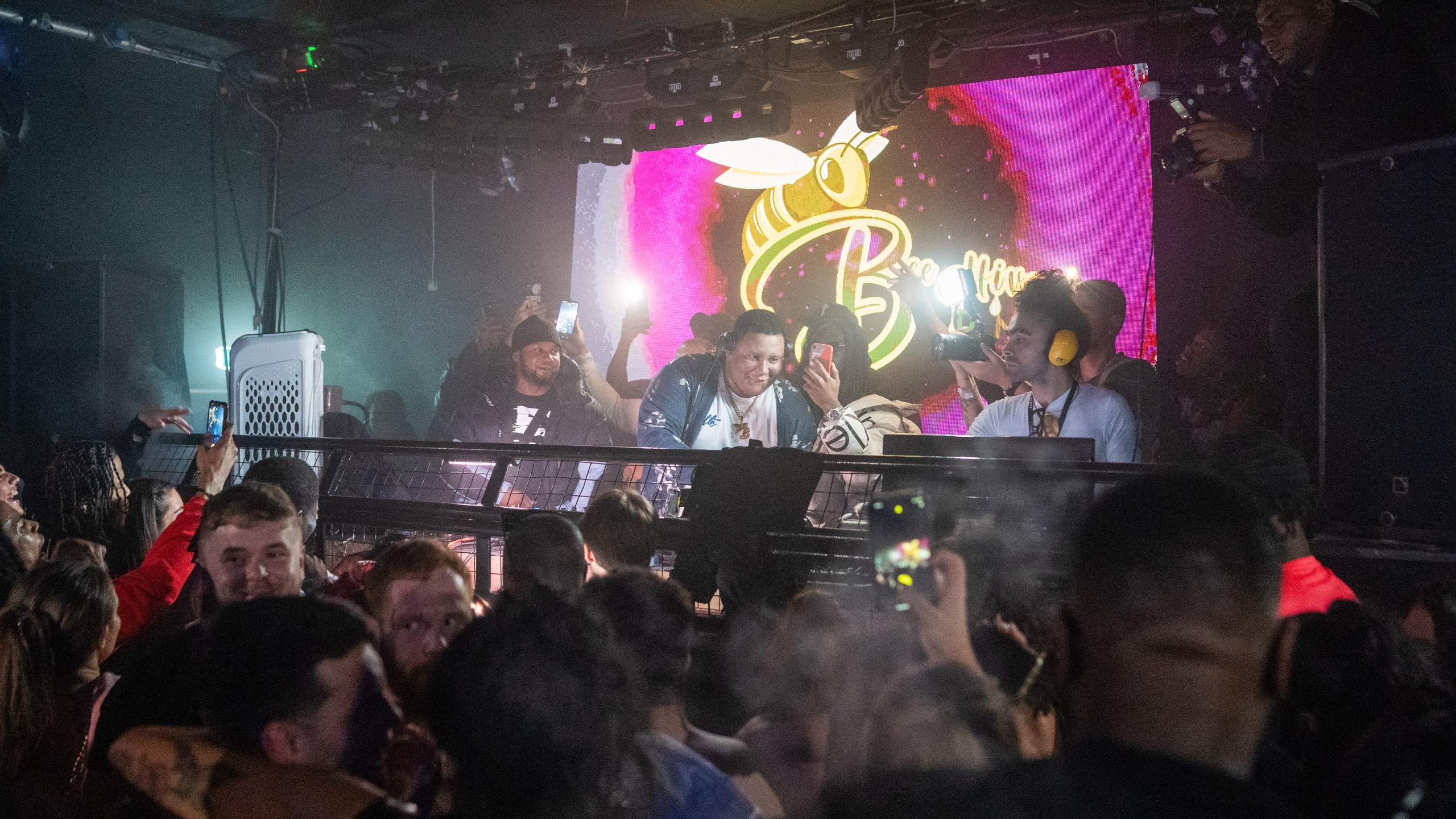 Beezo · Artist Profile