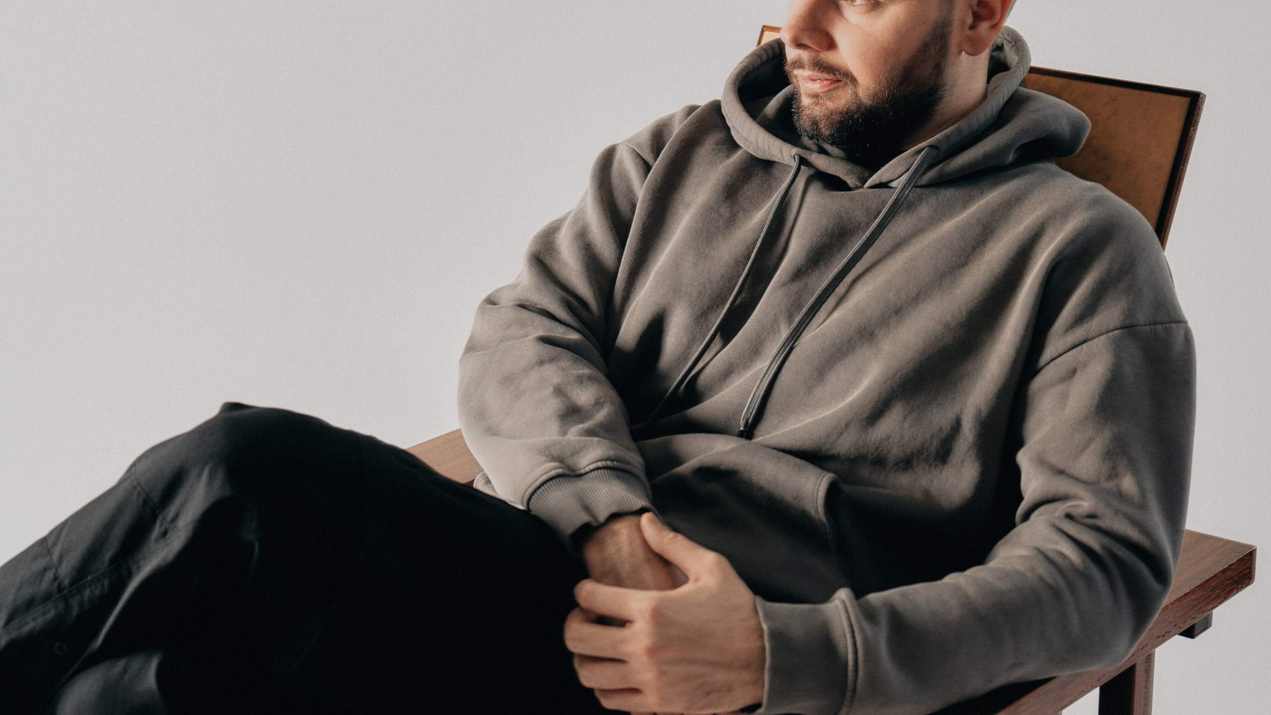 Christopher Ledger · Artist Profile