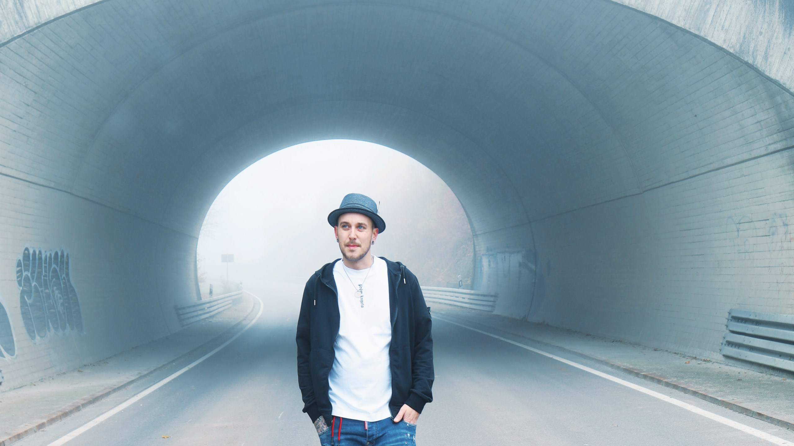 Daven Teers · Artist Profile