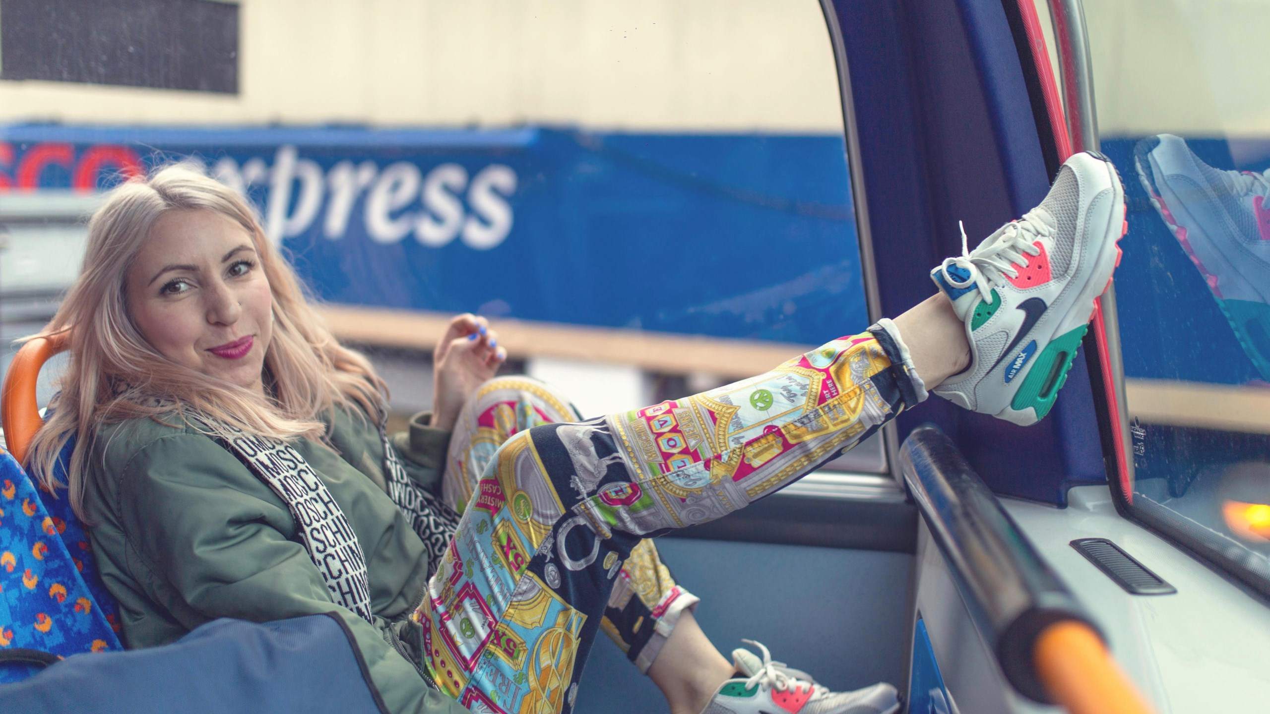 Decibella · Artist Profile