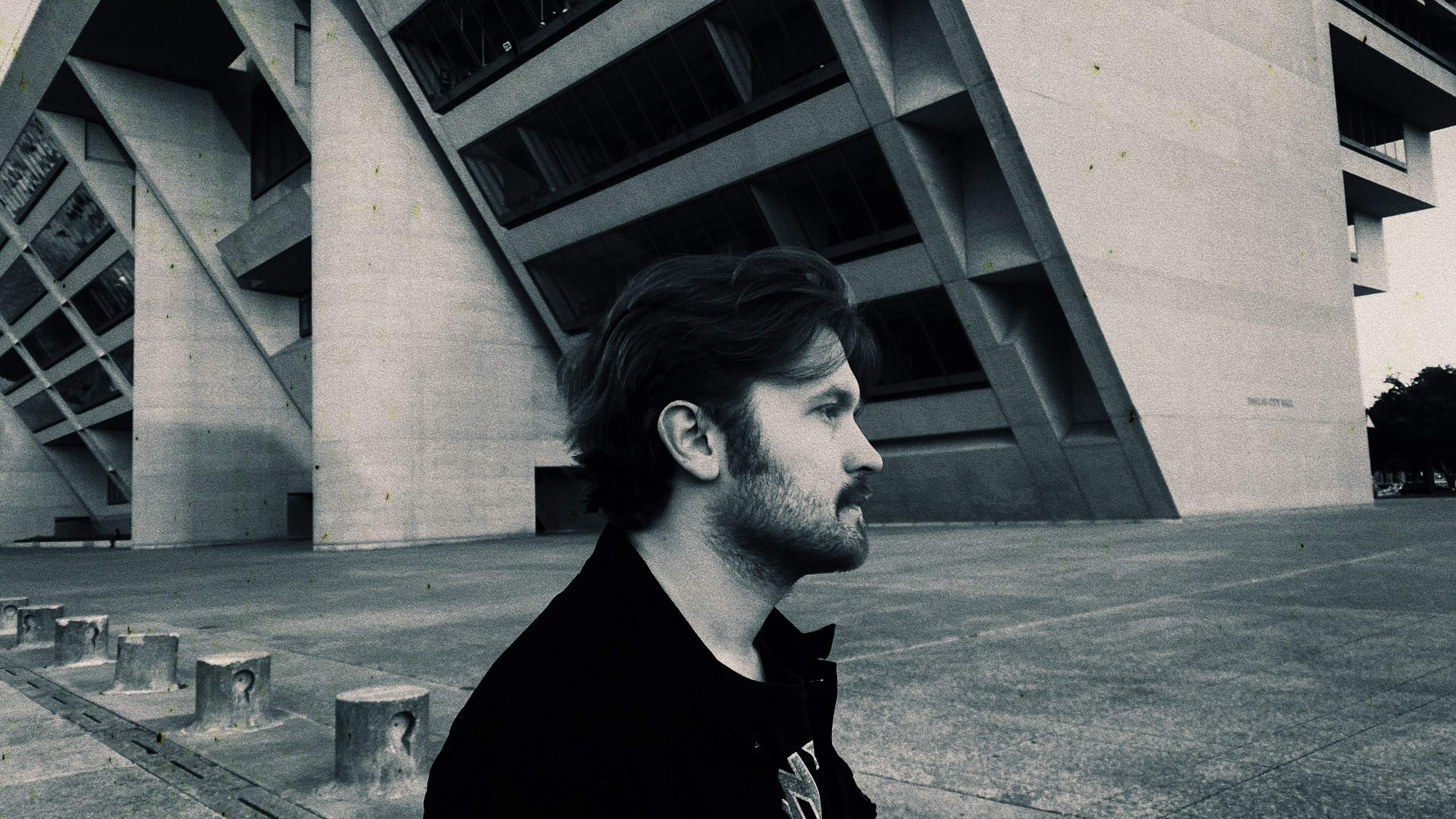 Declan James · Artist Profile