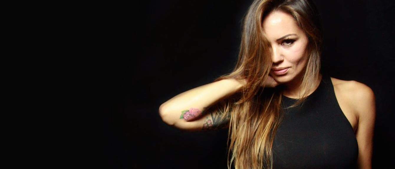 Deborah De Luca · Profil d'artiste