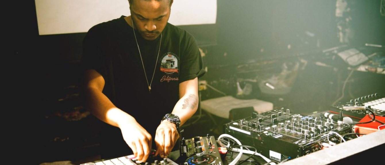 Dedekind Cut · Artist Profile