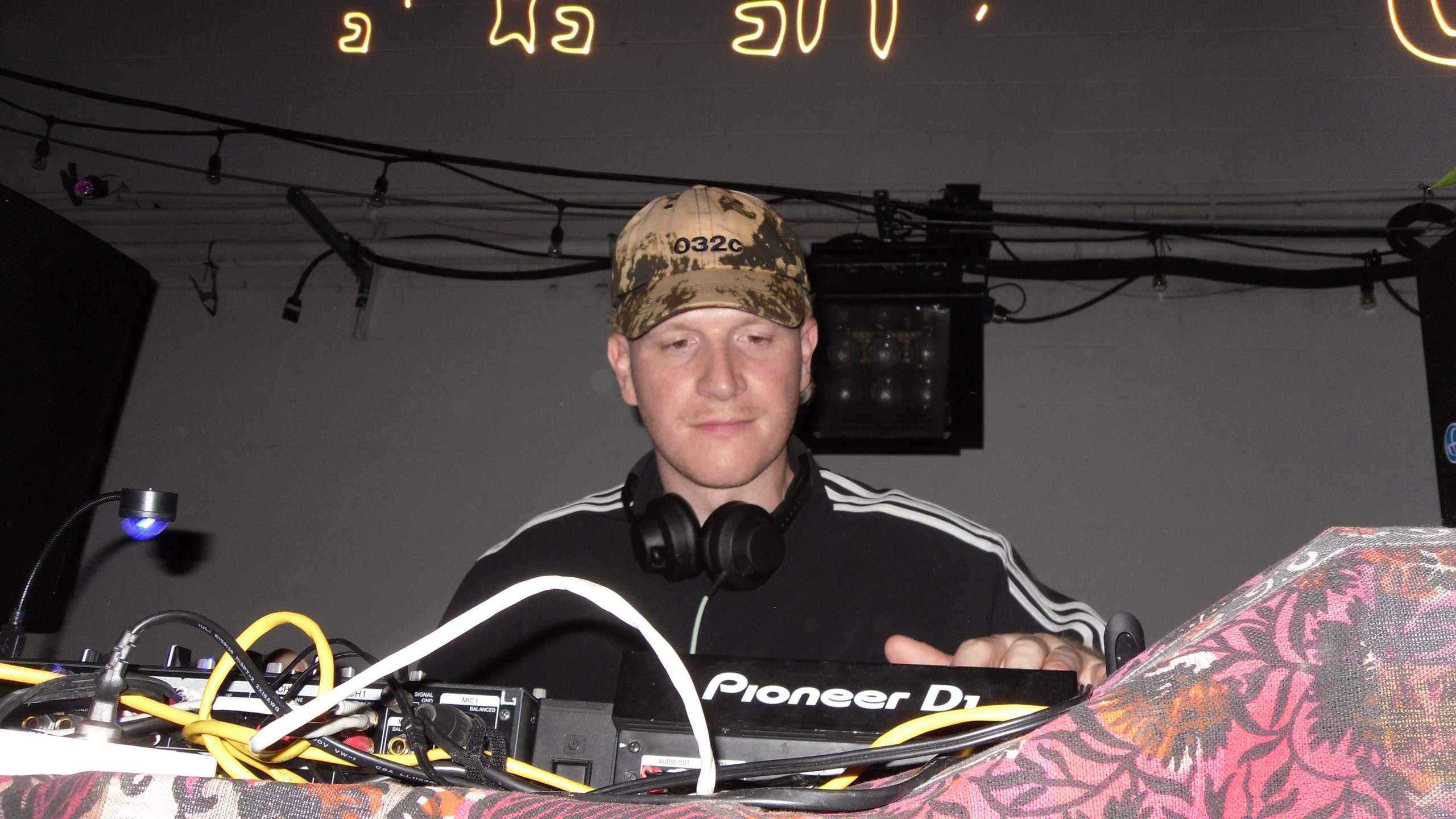 DJ Planet Express · Artist Profile