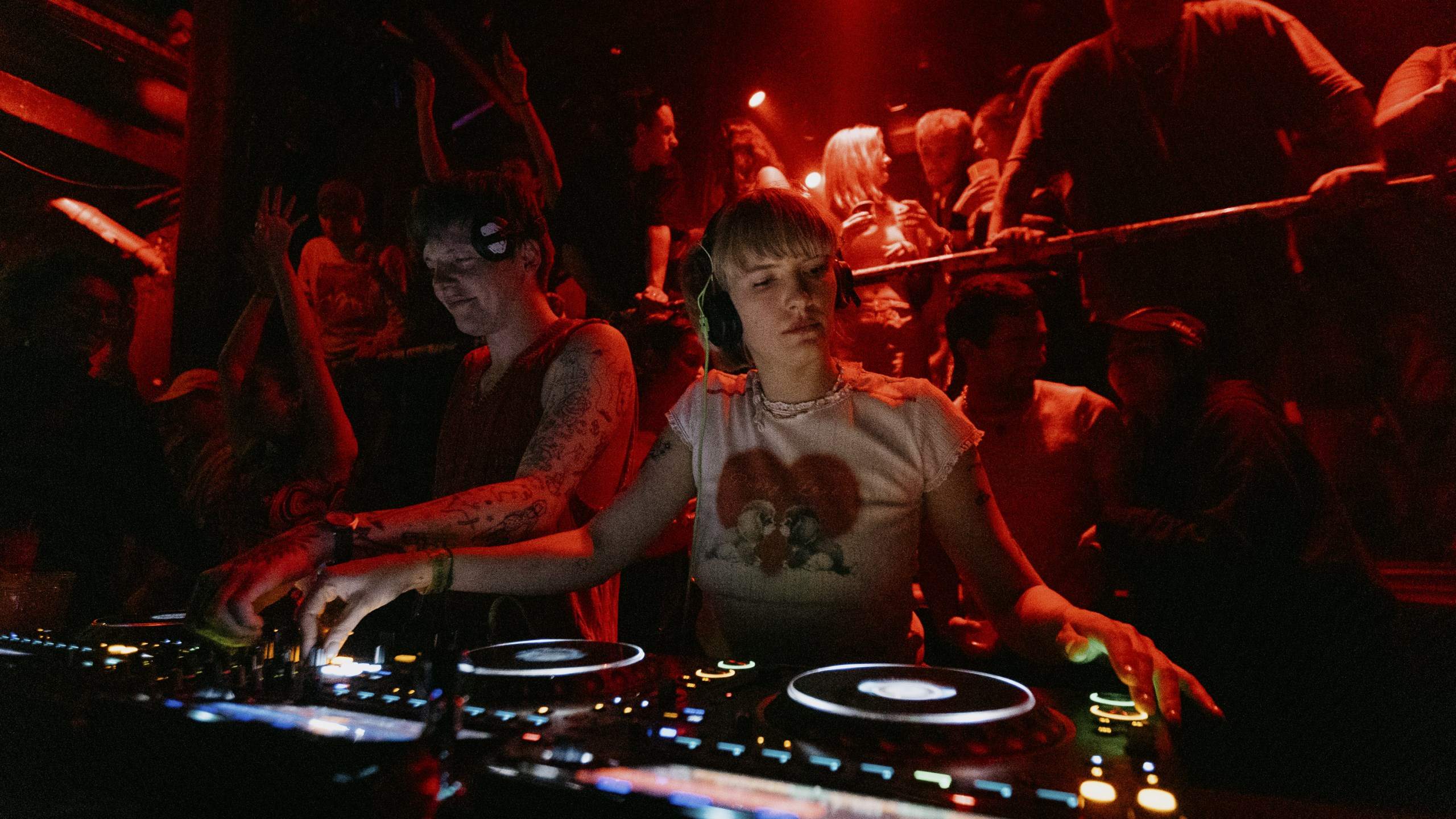 Dream DJ Team · Artist Profile