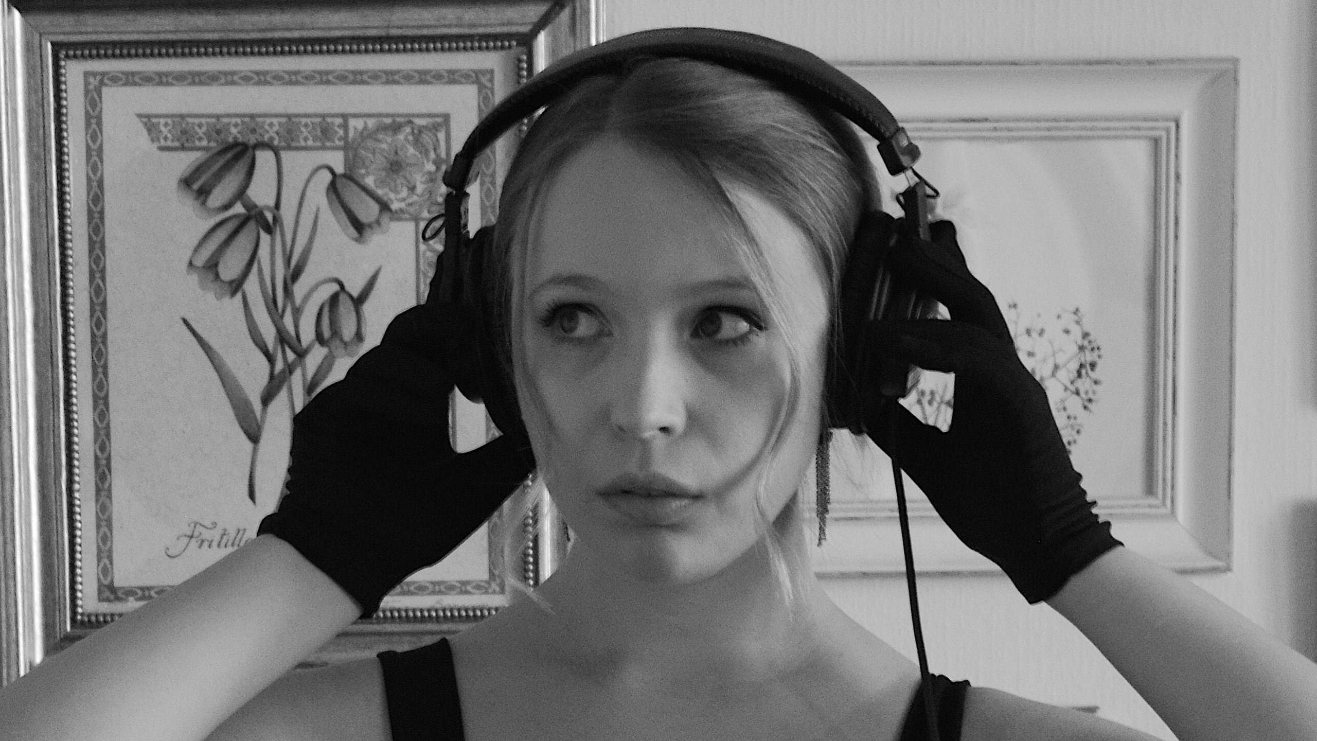 Eva Faerie · Artist Profile