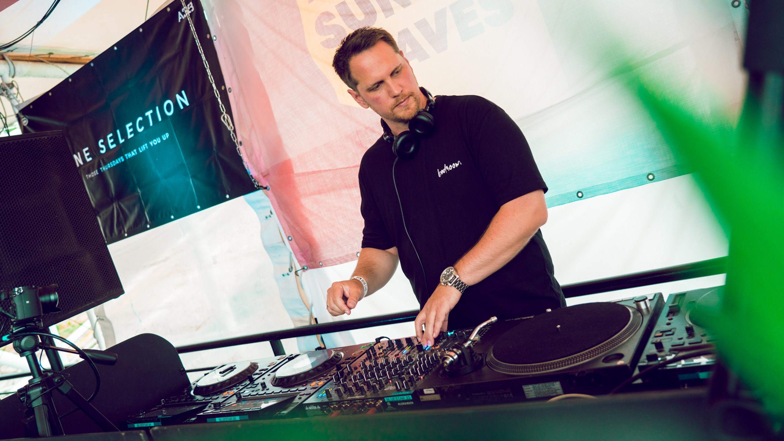 Electric Boutique · Artist Profile