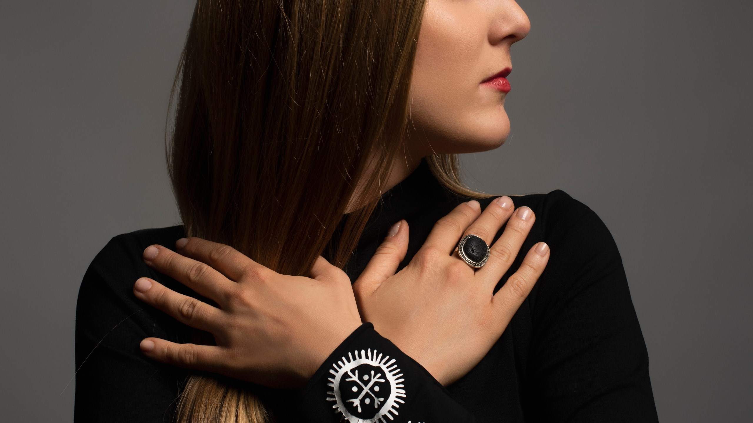 Ena Smajic · Artist Profile