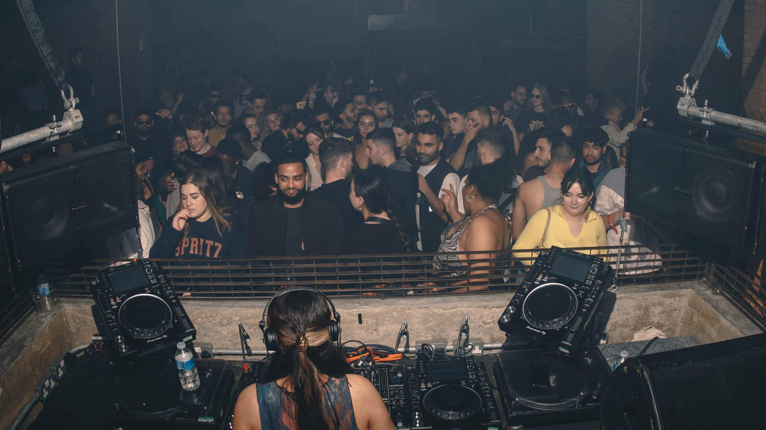 Freshta · Artist Profile