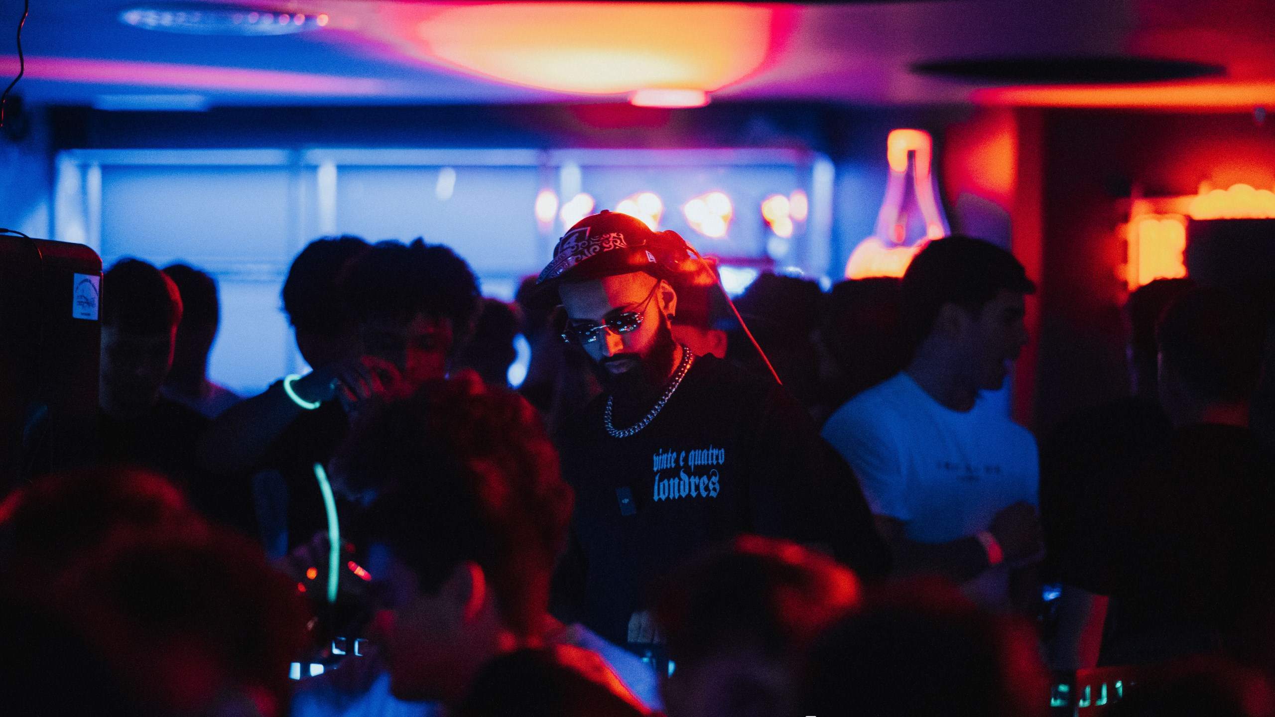 J Carsandas · Perfil del artista